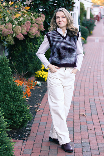 Ravelry: Kaffi Vest pattern by Jennifer Dassau
