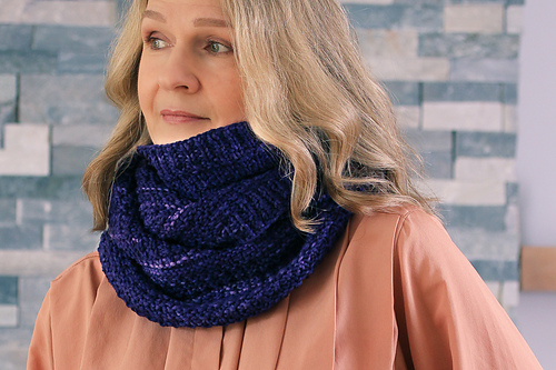 Ravelry: Courser Loop pattern by Jennifer Dassau