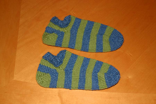 Ravelry: Striped Footies pattern by Amy Pope