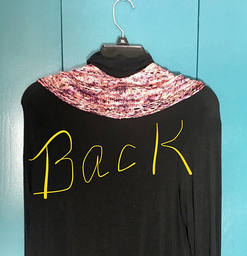 Ravelry: Jabot Cowl pattern by Pamela Whitman