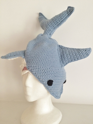 Ravelry: Great White Shark Hat pattern by Jessica Schleicher