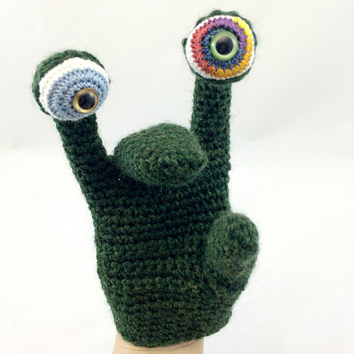 Ravelry: MONSTERS Hand Puppet pattern by Jessica Schleicher