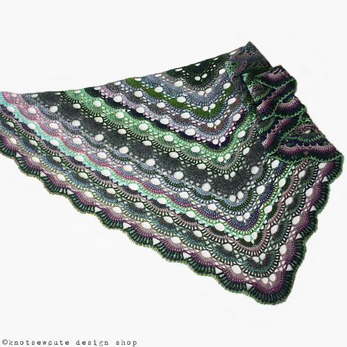 Ravelry: knotsewcute's Virus Shawl
