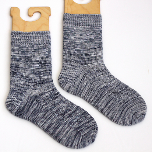 Ravelry: Cape Cod Socks pattern by knottygnome crafts