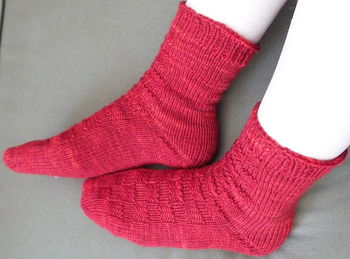 Ravelry: Red Queen Socks pattern by Melanie Leeb