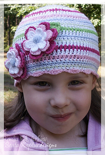 Ravelry: Girly Stripes Cap pattern by Bea Kaptur