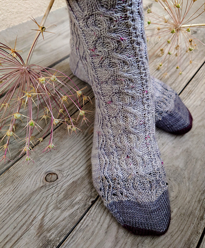 Ravelry: Autumn Ember socks pattern by Anna Radchenko