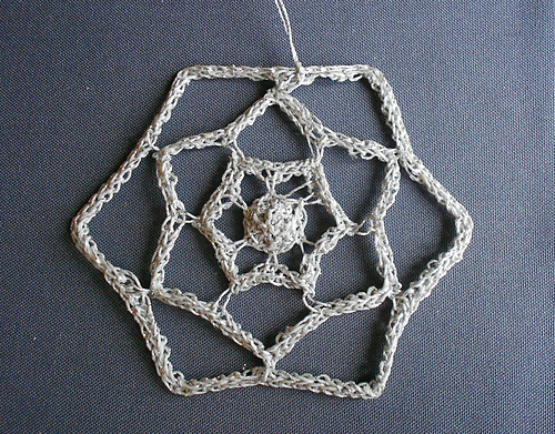 Ravelry: Hexagon Snowflake pattern by Elena Maltseva