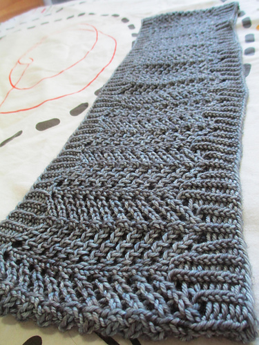 Ravelry: Arrow Lace Cowl pattern by Miriam Pike