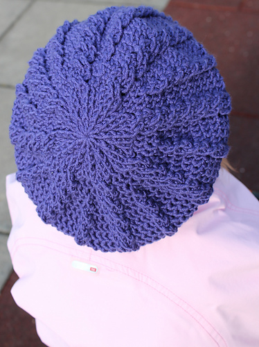 Ravelry: Ivy hat pattern by Zsuzsanna Makai