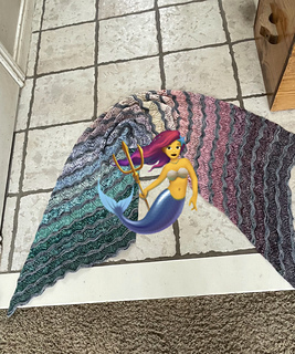 Ravelry: komondor's Mermaid's Mystery Advent Shawl