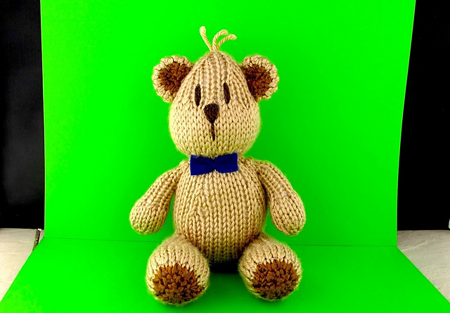 Ravelry: Small Sam Bear pattern by Amalia Samios