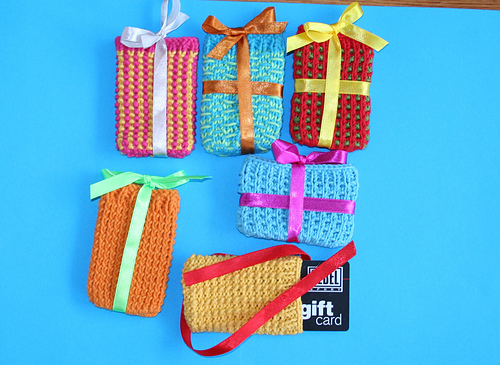 Ravelry: Gift Card Covers pattern by Amalia Samios