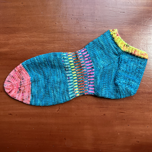Ravelry: Get a Grip Shorties pattern by Carrie Dittman