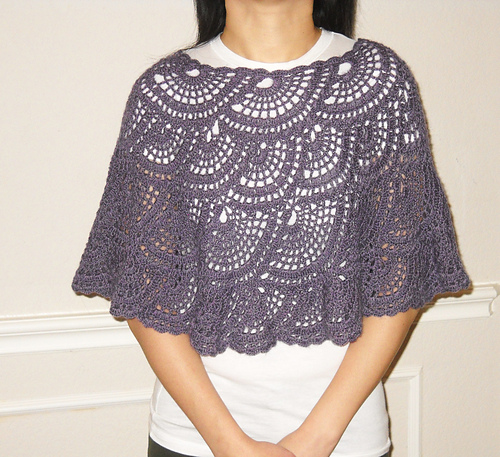Ravelry: Fan-patterned Cape pattern by Olympus Design (オリムパスデザイン室)