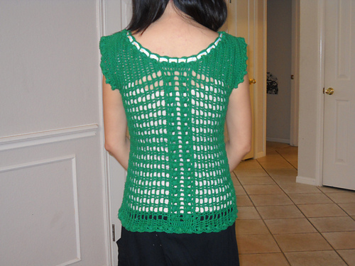 Ravelry: Mango Mesh Pullover pattern by Josie Rabier