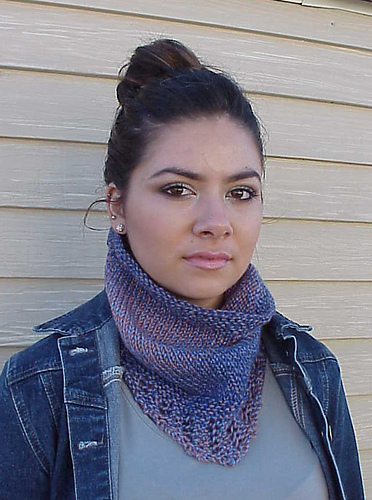 Ravelry: Bridger Cowl pattern by Kris Basta - Kriskrafter, LLC
