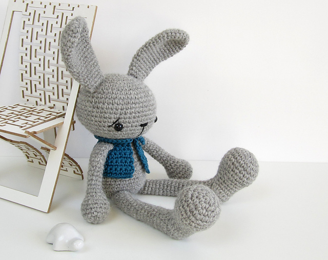 Ravelry: Long-legged bunny in a vest pattern by Kristi Tullus