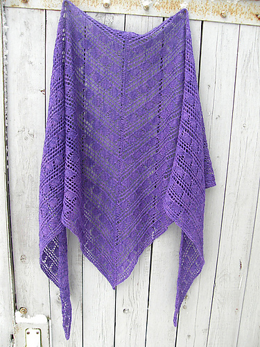 Ravelry: D&D (Diamonds and Diagonals) pattern by Anna Kuduja