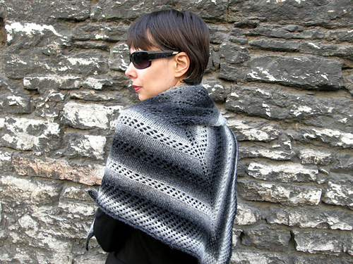 Ravelry: Tallinn Shawl pattern by Anna Kuduja