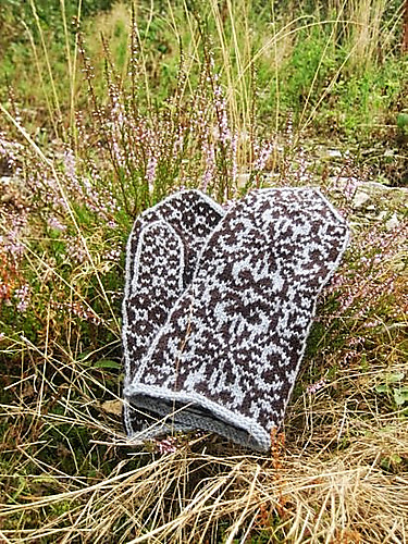 Ravelry: Norwegian Snowflake pattern by Natalia Moreva