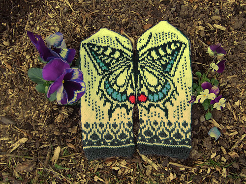 Ravelry: Swallowtail pattern by Natalia Moreva