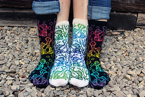 Ravelry: Freshwater Fish Socks pattern by Natalia Moreva