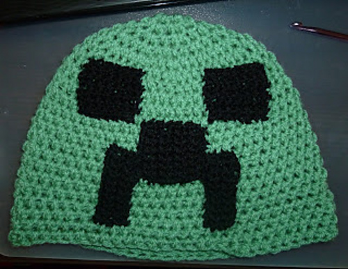 Ravelry: Minecraft creeper hat pattern by Kulukala Art