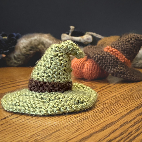 Ravelry: Mini Stitch Witch Hat pattern by Charlotte Riddle