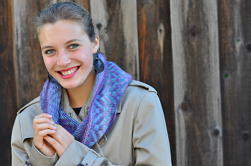 Ravelry: Hannah Cowl pattern by Kyle Kunnecke