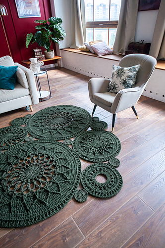 Ravelry: Rug LaceSunflowers pattern by Tatiana Ryazanova