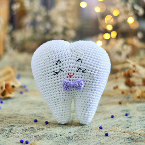 Ravelry: Timmy the tooth pattern by Natalia Manfré