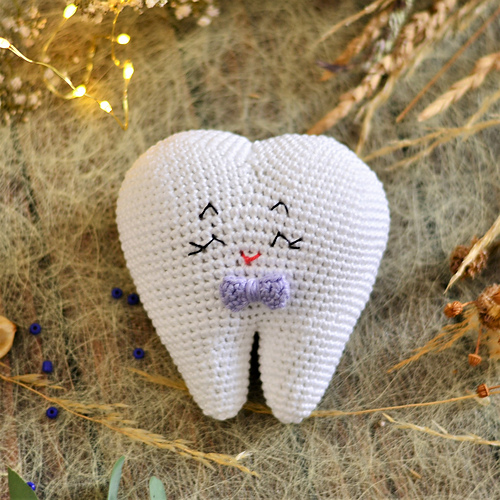 Ravelry: Timmy the tooth pattern by Natalia Manfré