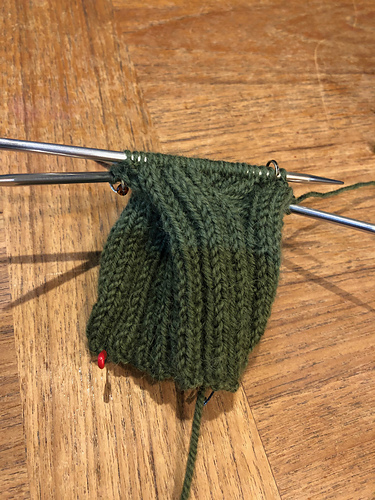 Ravelry: Swirling Cable Gauntlets pattern by Lady Violette de Courcy