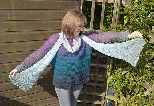 Ravelry: Up Down Whirl Around pattern by Lorraine Leatham