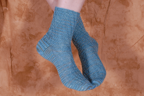Ravelry: Twisted Toes Socks pattern by Lynn Anne Banks