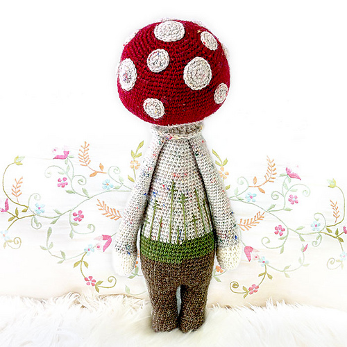 Ravelry: PAUL the toadstool pattern by Lydia Tresselt