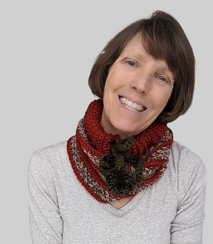 Ravelry: Winterscape Cowl pattern by Danielle Arseniuk