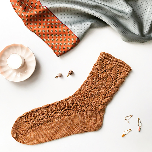 Ravelry: Aylene Socks pattern by Larissa Aylene
