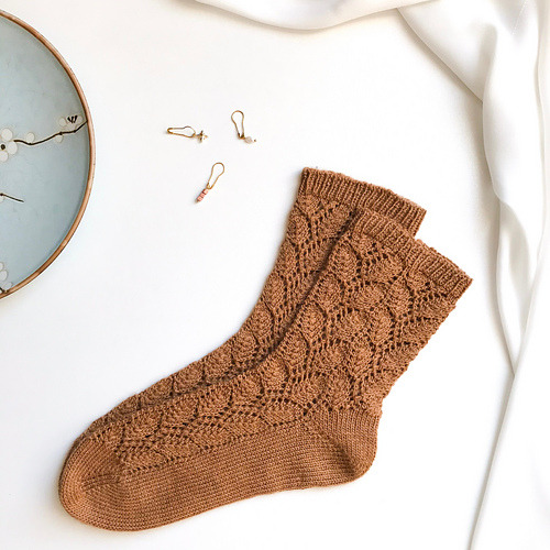 Ravelry: Aylene Socks pattern by Larissa Aylene