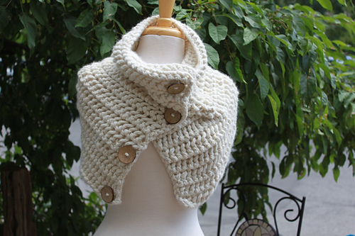 Ravelry: Lulu's Cowl - Cache Cou de Lulu pattern by Lucinda Iglesias