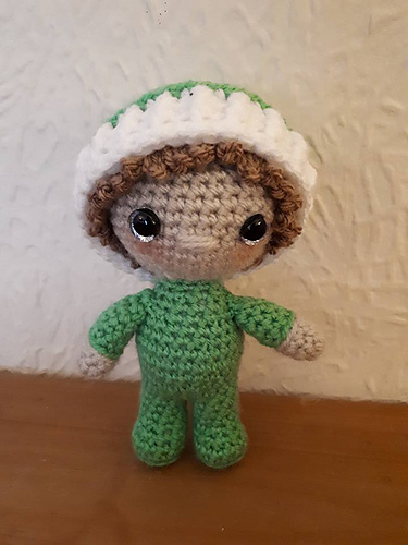 Ravelry: Little Weebee - Bunny Dolls pattern by Laura Tegg