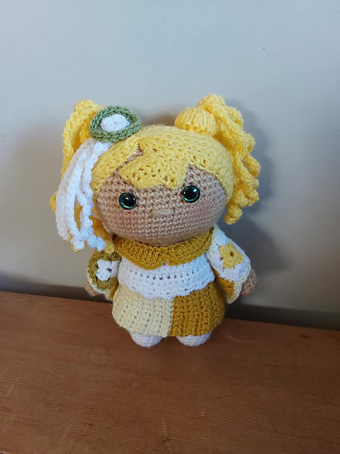 Ravelry: Weebee Dolls - Spring Time Mae pattern by Laura Tegg