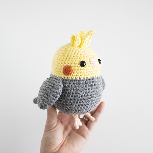 Ravelry: Amigurumi Cockatiel pattern by Lauren Espy