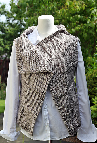 Ravelry: Clay wrap pattern by Laurimuks patterns