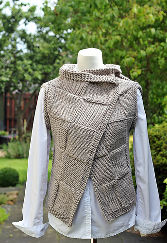 Ravelry: Clay wrap pattern by Laurimuks patterns