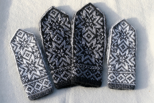 Ravelry: Emma's Ice Flower Mittens pattern by Runningyarn