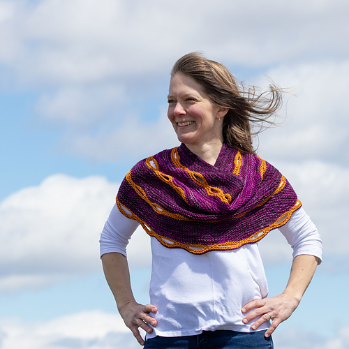Ravelry: Superhero Cowl pattern by Heather Anderson