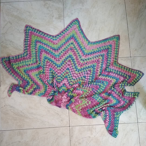 Ravelry: 145-6 Edelweiss pattern by DROPS design