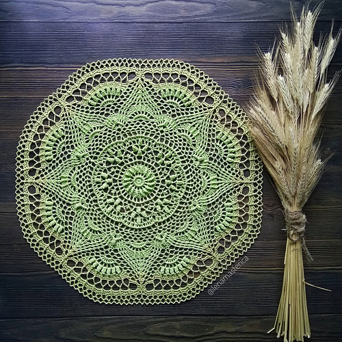 Ravelry: Lada pattern by Elena Bojkova